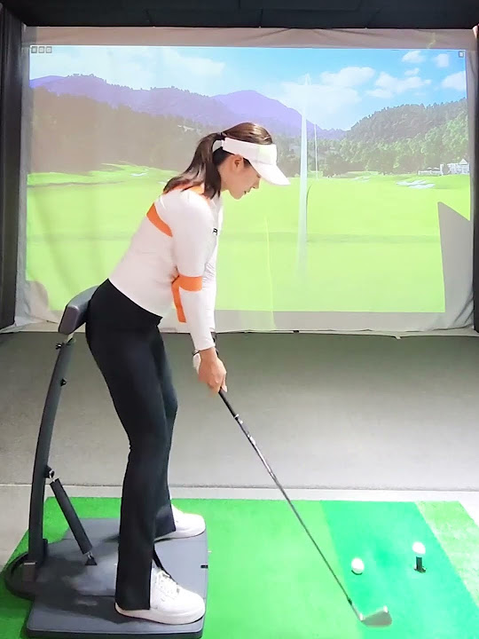 하체리드의 교과서! KLPGA 프로 이루나 미녀골퍼의 골프스윙! #golf #골프스윙 - YouTube