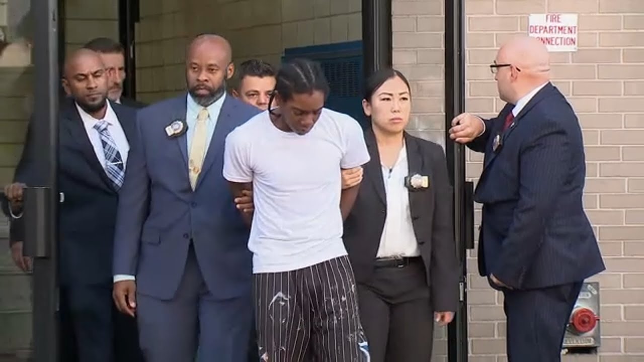 Suspect to be in court for murder of activist Ryan Carson - YouTube