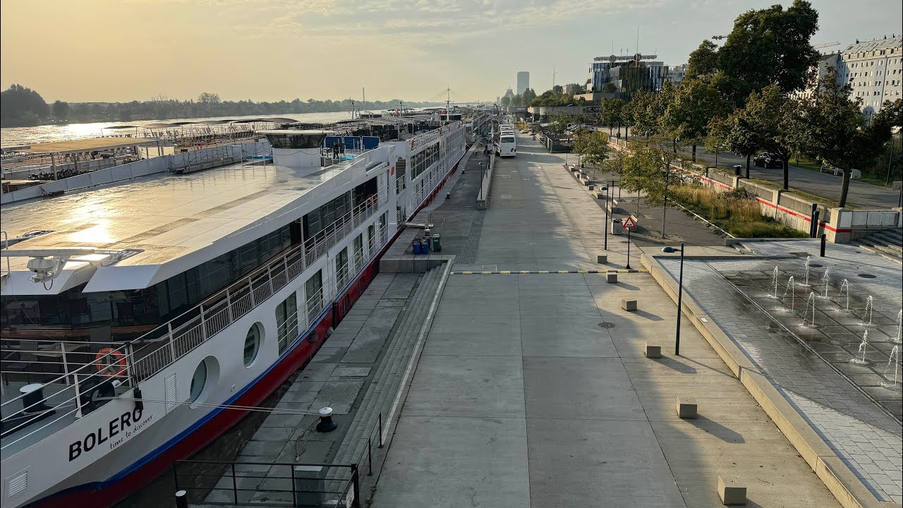 How to walk to Underground U1 Line Vienna River Cruise Port Austria ...