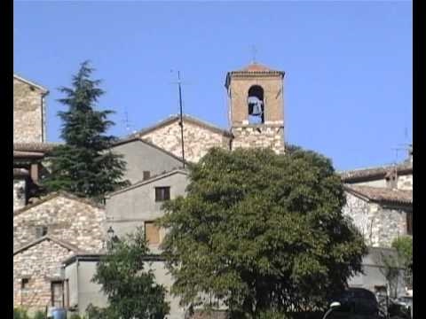 Castel Santa Maria (Fraz. di Castelraimondo, MC) - Campane della Chiesa ...