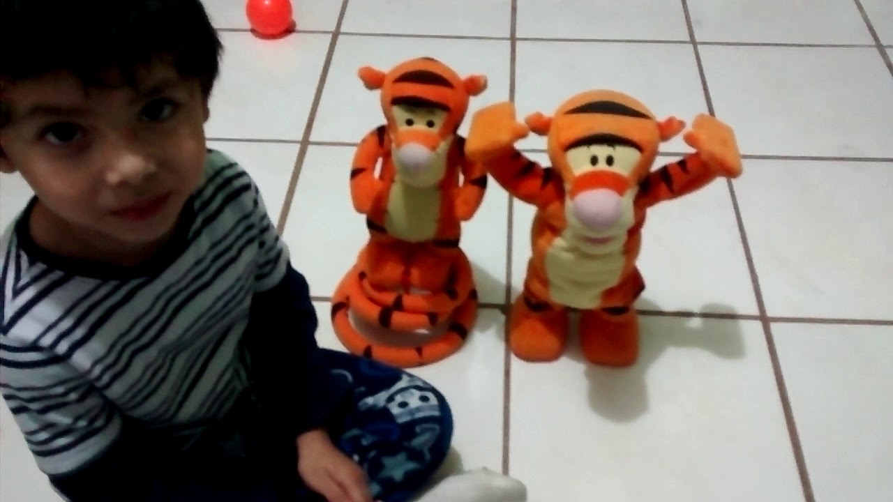 Turbo Tail Tigger - YouTube