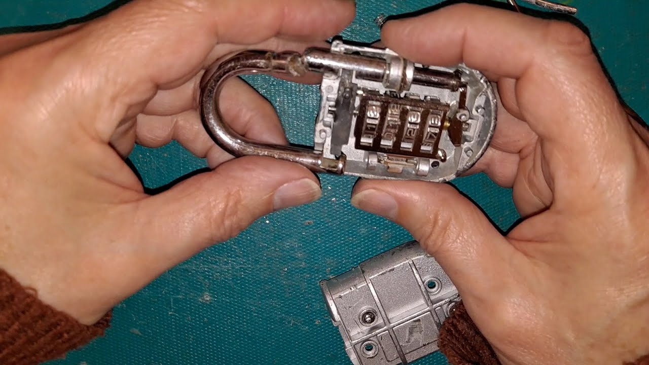 Peek inside a combination padlock - YouTube