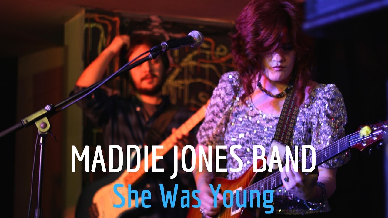 Maddie Jones Band | She Was Young | The Full Moon, Cardiff - YouTube