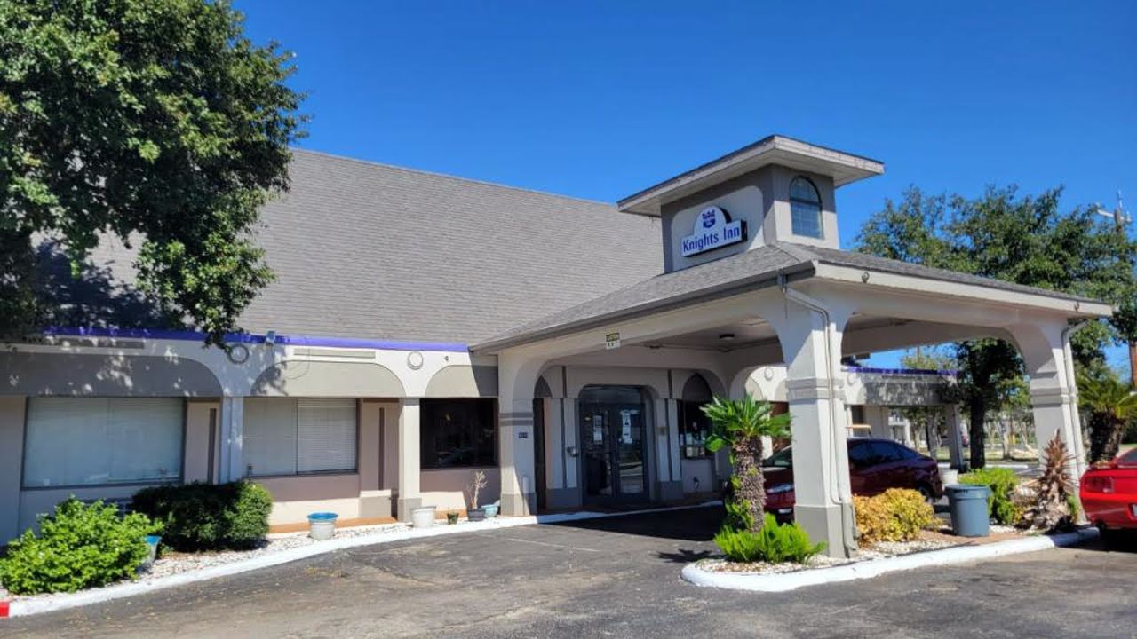 [HotelATG] Review Knights Inn San Antonio AT&T Center - YouTube
