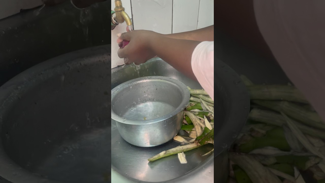 Making African Food Matoke | East African Food recipe Rwanda Burundi ...