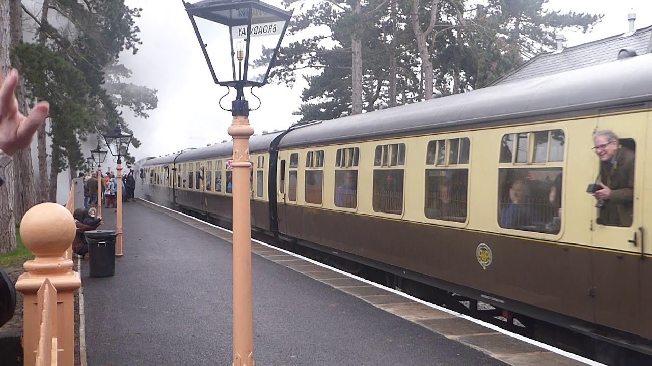 First Train for 58 years leaves Broadway Station 00108 - YouTube