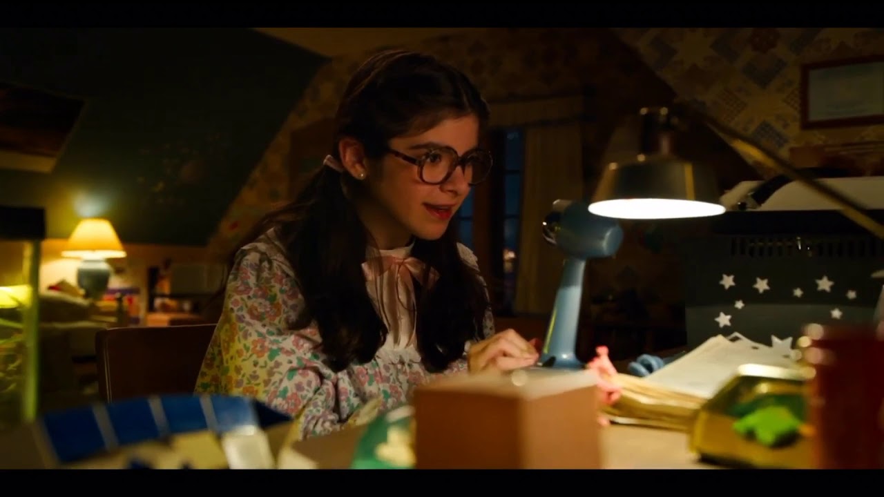 The Full Dustin and Suzie Never Ending Story Scene | Stranger Things S3 ...