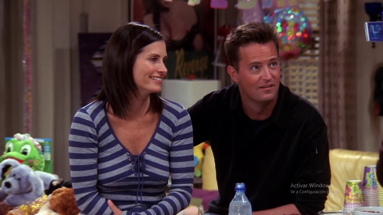 Friends - Emma cumple 18 años en 2020 - YouTube