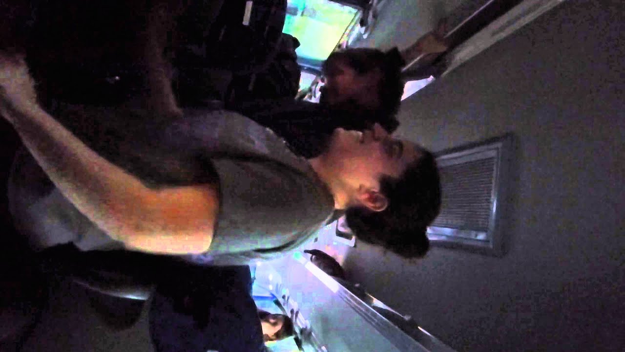 Bus Dancing - YouTube