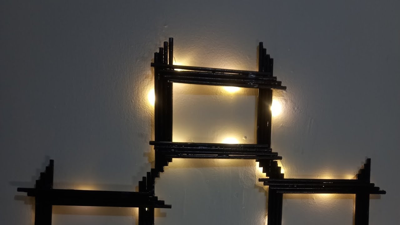Room Decor || DIY Light-Up Frame - YouTube