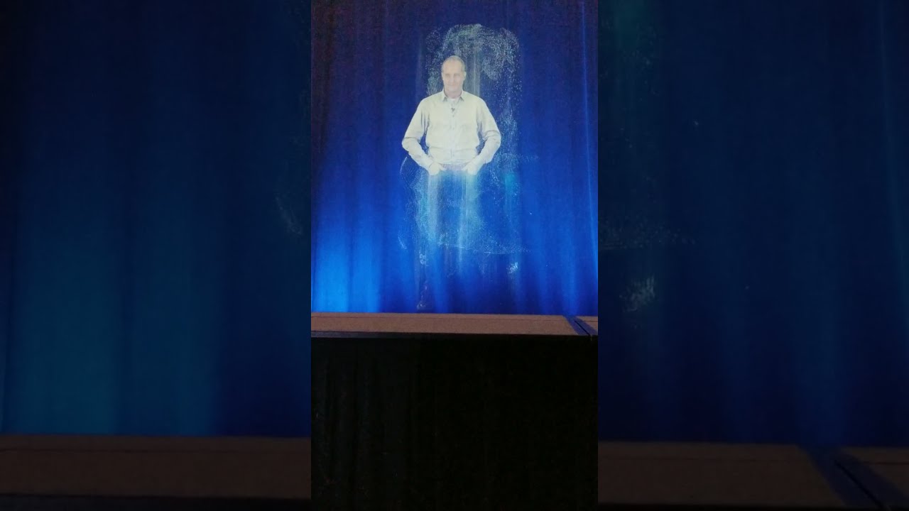 Paramount Studios' Scott McPhail beams out at E4 Experience Dallas 2021 - YouTube