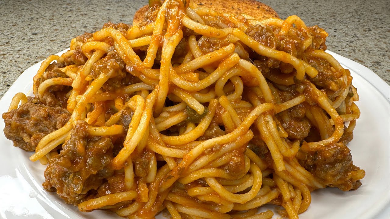 How to Make Southern Style Spaghetti Quick and Easy - YouTube