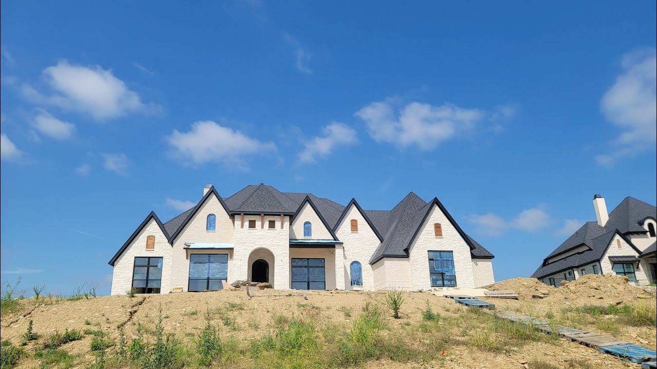 MANSION HOUSE ALMOST DONE #casledreamhome - YouTube