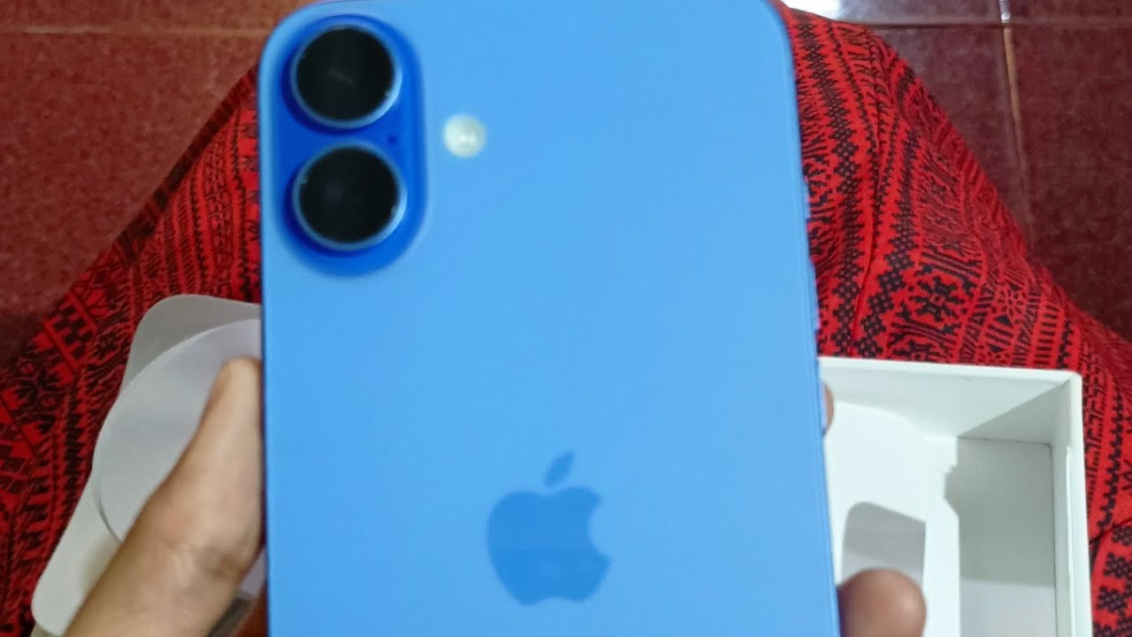 surprise gift 🥹🫂🥹😁 iphone 16 plus 😌😌 | #iphone #apple #surprise - YouTube