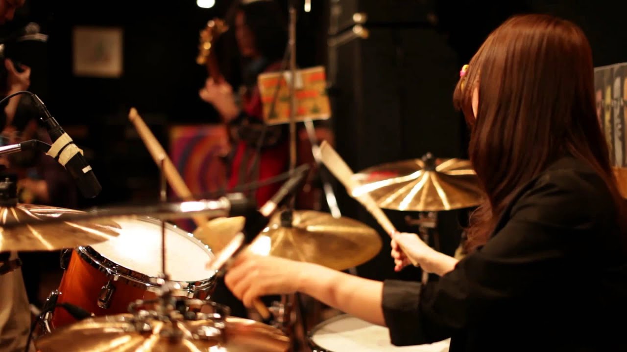 Ditty Bopper On Air (channel 1) - YouTube