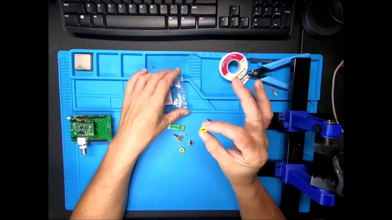 Elgin Network QRP LABS ARDUINO WSPR Project - YouTube