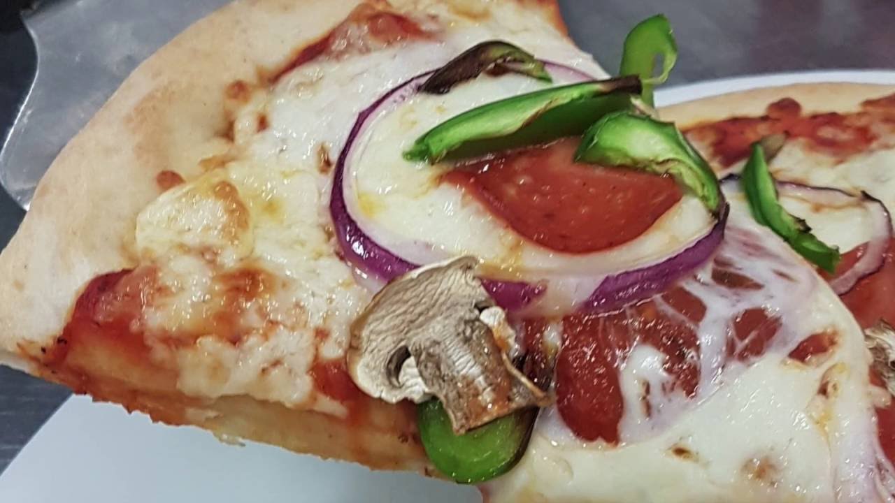 Preparing a Crust Craft Parbaked Pizza Crust - YouTube