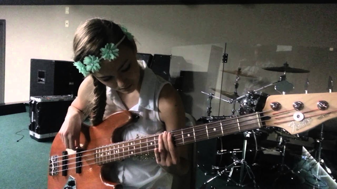 Baby girl playing bass - YouTube