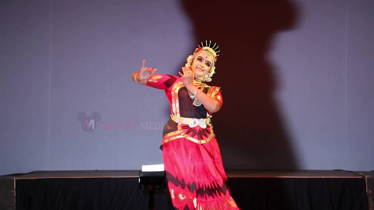 Shalu Menon Exclusive dance performance Promo 2016 - YouTube