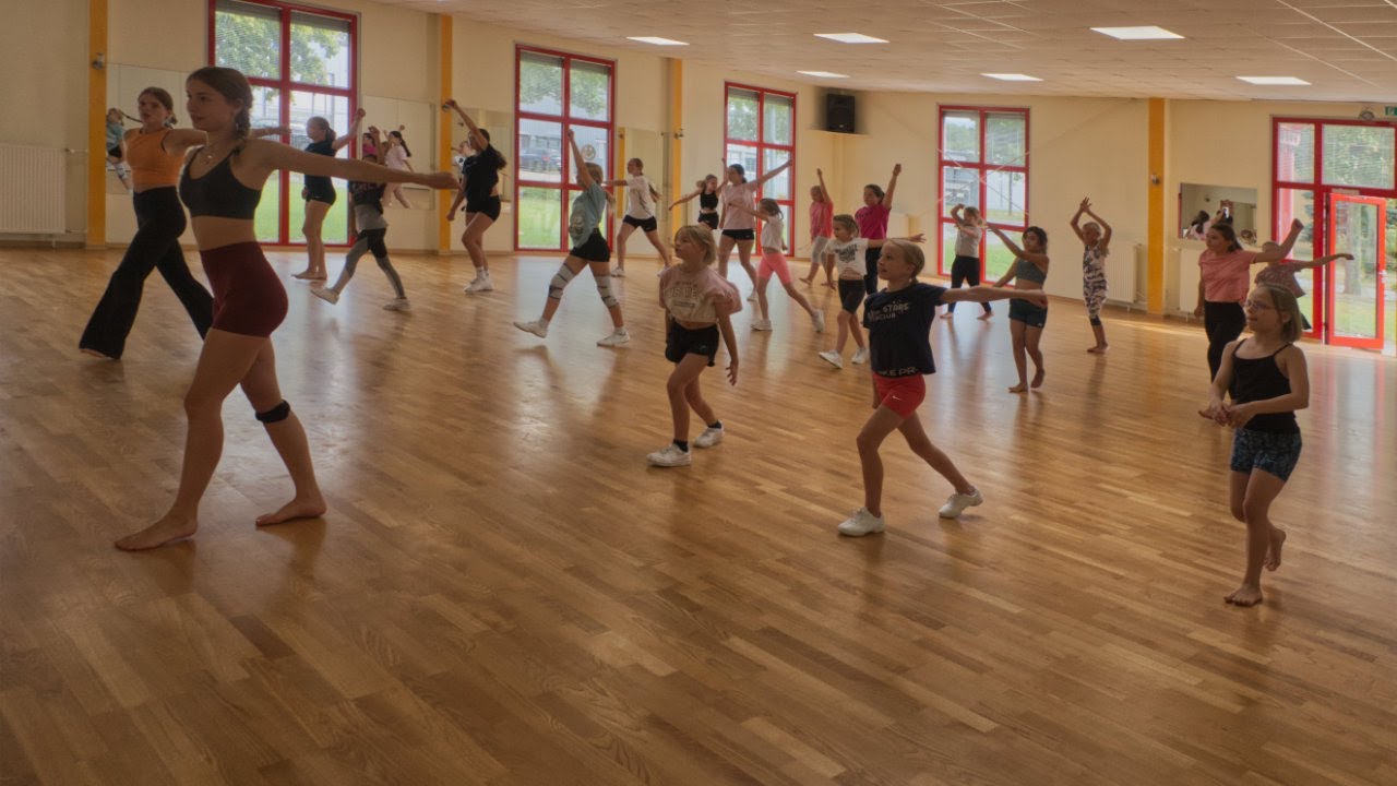 Sommerfreizeit- Abschluss-Tanz 2024 - YouTube