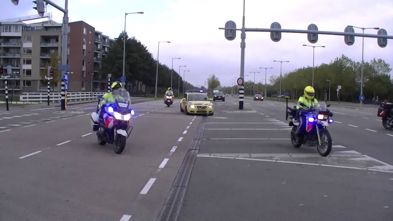 4 x Prio 1 Politie motoren en A1 12-803 !!! OEFENING !!! - YouTube