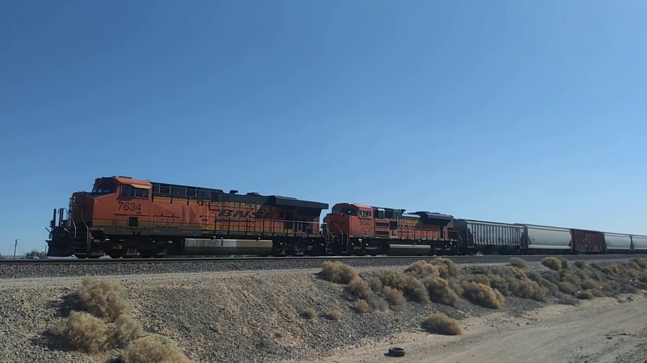 WB BNSF Manifest/Autoracks With 2 Rear DPUs In Lenwood Ca! #kingrailfannerlenwood - YouTube