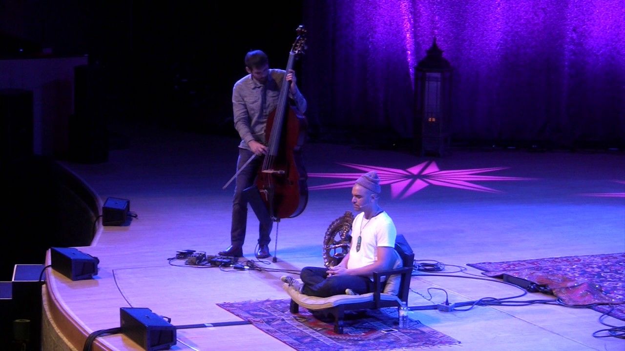 Healing Sound Meditation with Rameen Peyrow and Garth Stevenson - YouTube