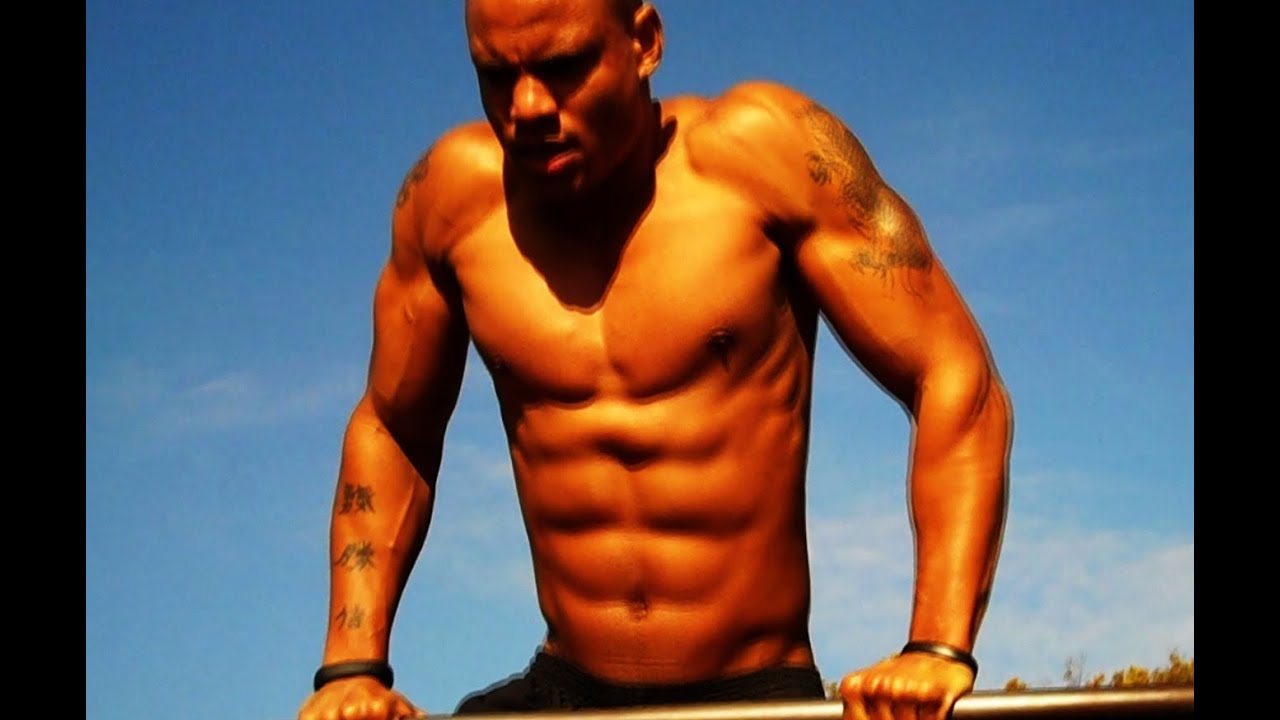 How To Do A Muscle up (Part 2) Big Brandon Carter - YouTube