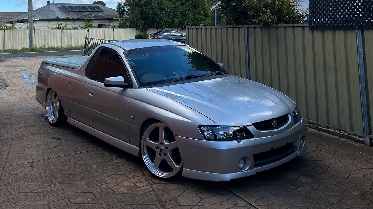 BODY WORK On My VY SS UTE Hardlid - YouTube