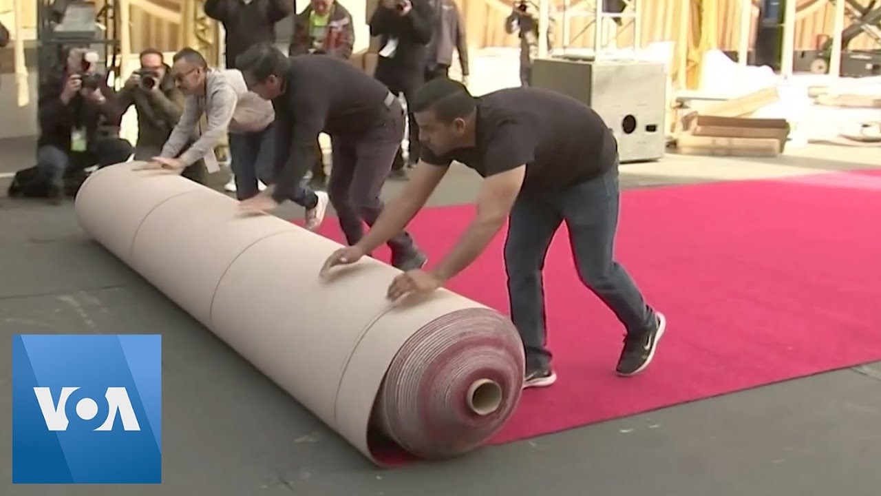 Oscars Red Carpet Rolled Out - YouTube