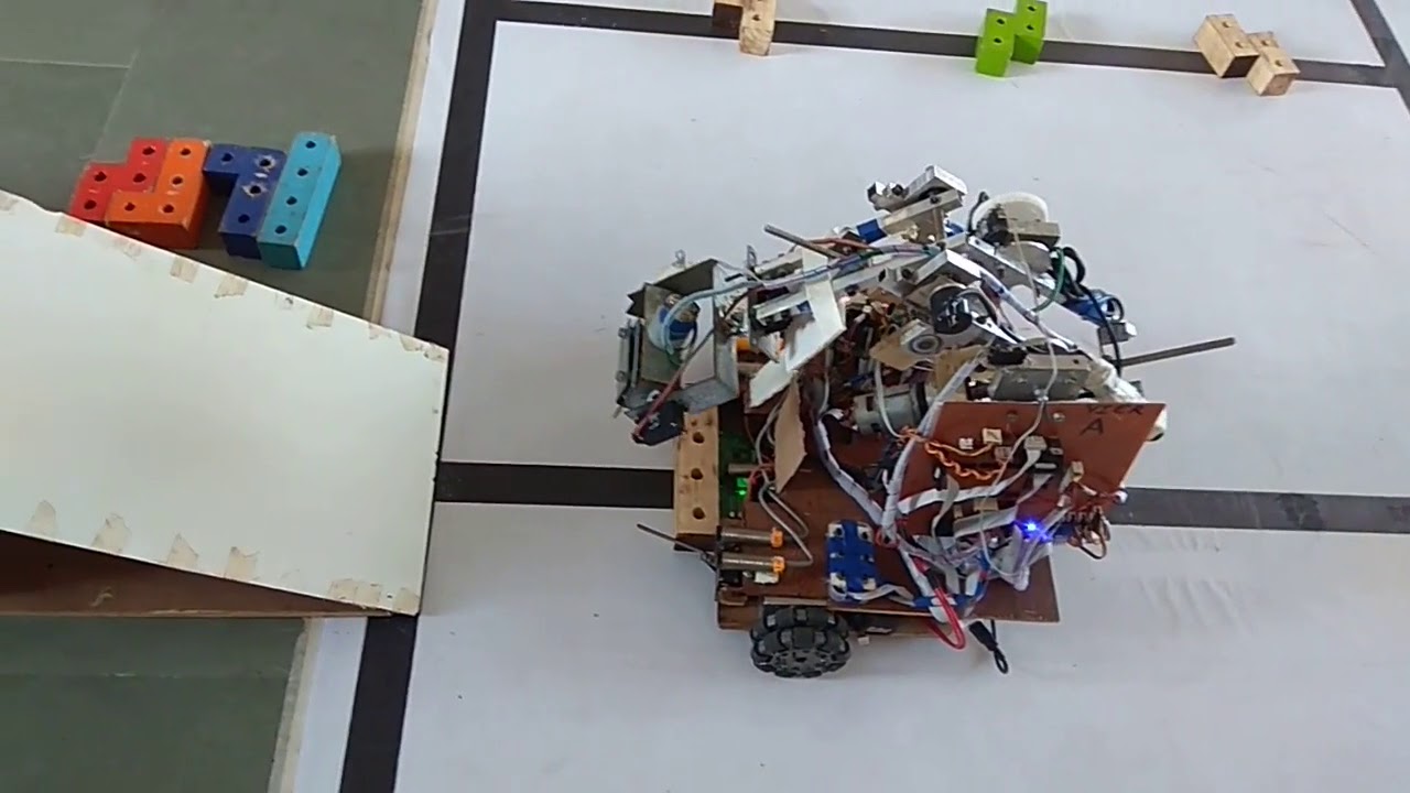 WRO India 2017 Vadodara Institute of Engineering - YouTube