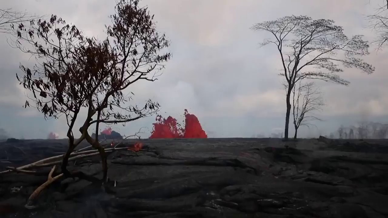 Red Hot Lava Balls Shoot Out Of Hawaii's Volcano - YouTube
