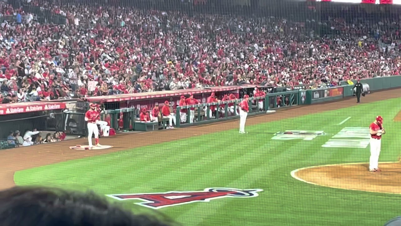 Anaheim Angels game lexus seats - YouTube