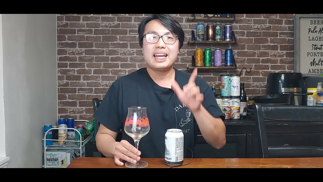 10 Barrel Cloud Mentality (Hazy IPA!) Review - Ep. #3131 - YouTube