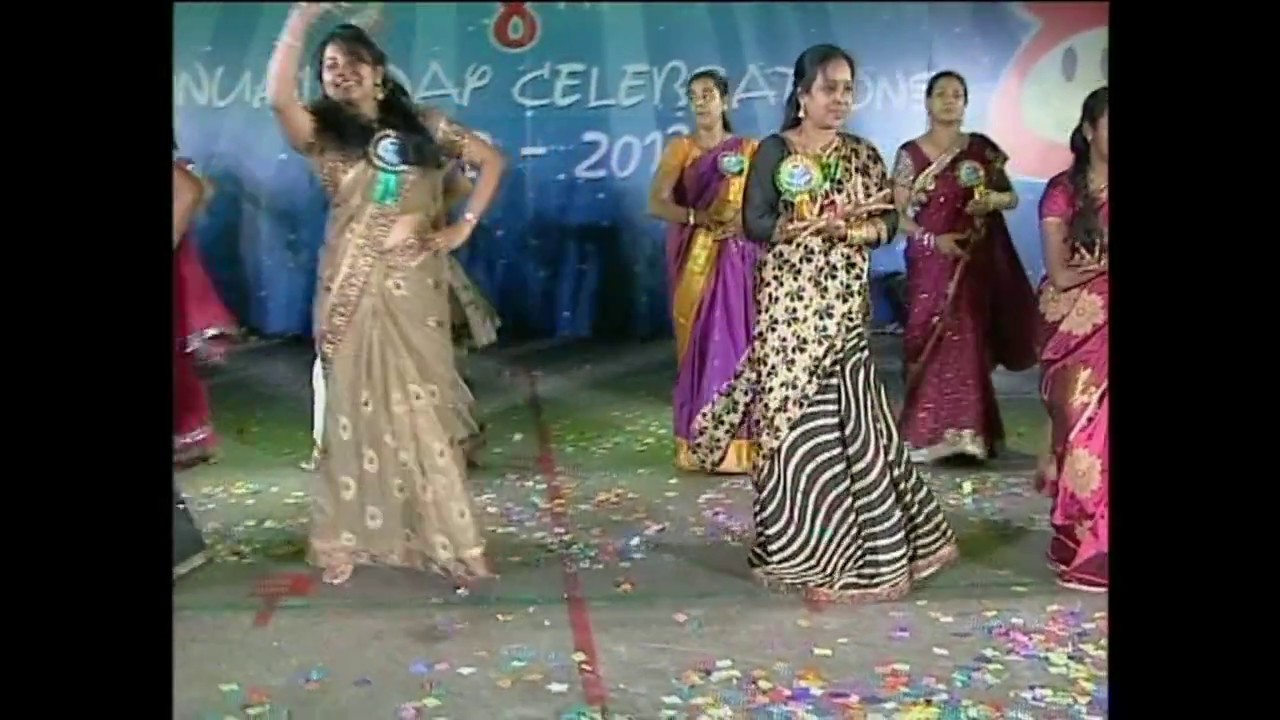 Remo fernandez flute song dance - YouTube