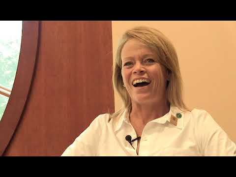 Audra Mallow, W&M Class of 1990 - YouTube