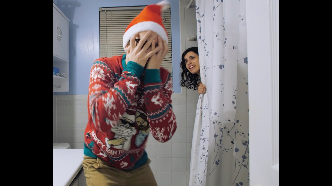 Elf Re-enactment (Shower Scene) - YouTube