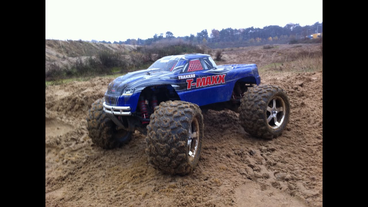 Traxxas T-Maxx 3.3 Bashing | 2012 - YouTube