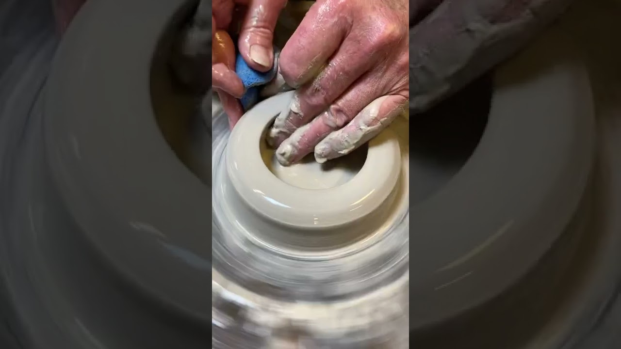 Throwing a coffee mug - YouTube