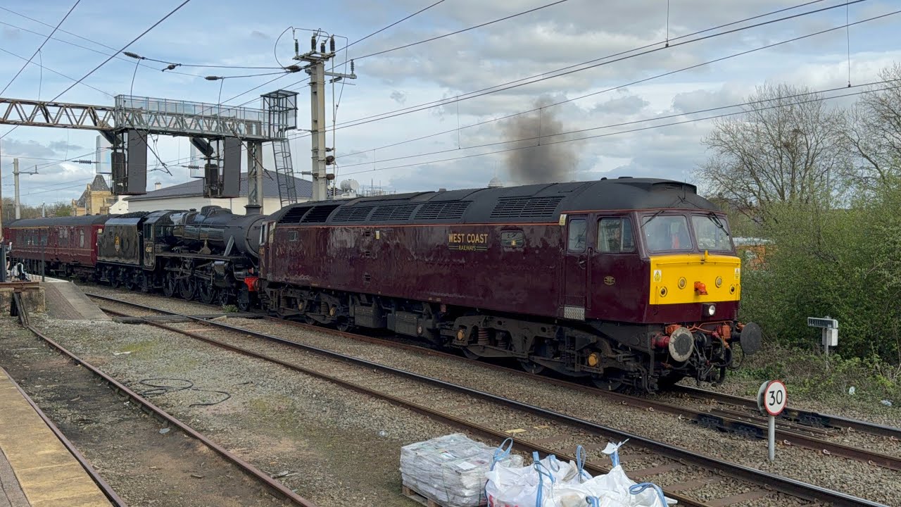 Northern ecs moves, WCR stock move, Royal Mail 325’s, Colas light loco ...
