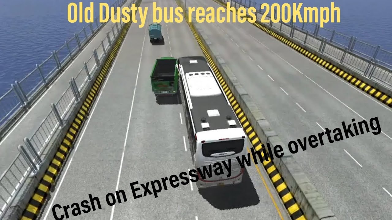 II Tempo Crashes bus While overtaking II. Old Bus Reaches Max Speed of ...