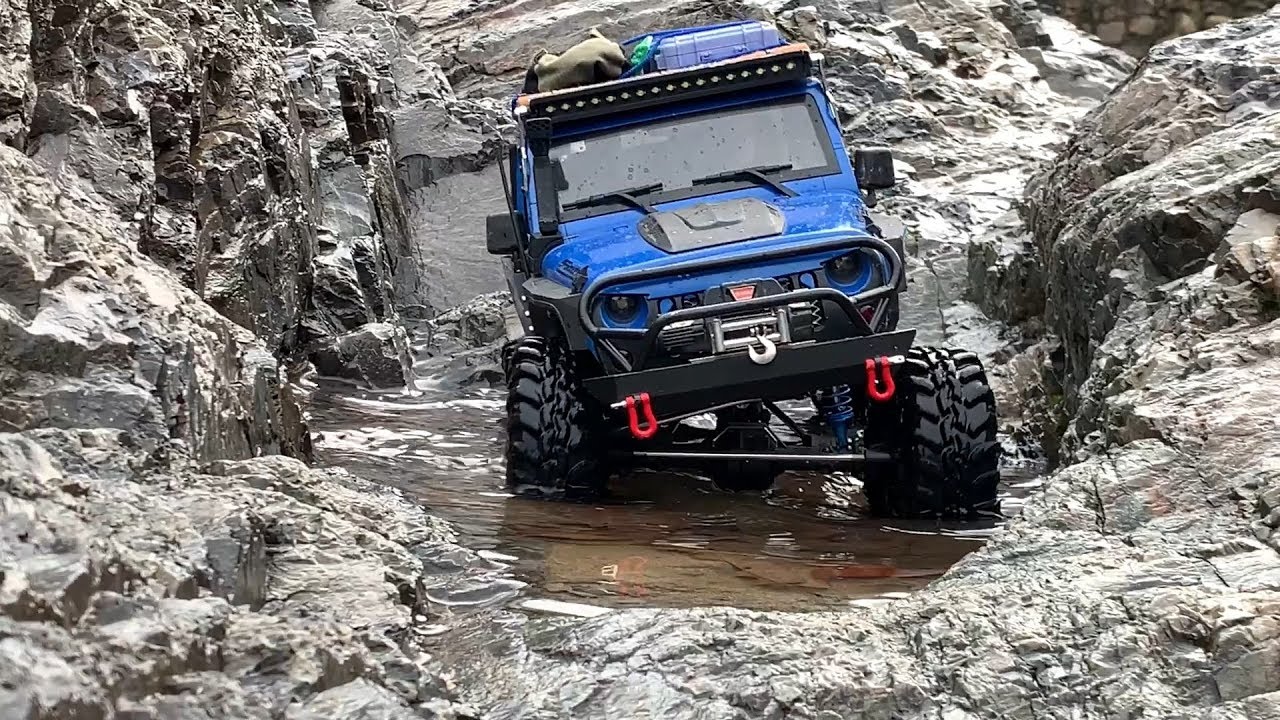 Jeep Wranger Rubicon JK(SCX10 ii clone) - Finally, the bumper was ...