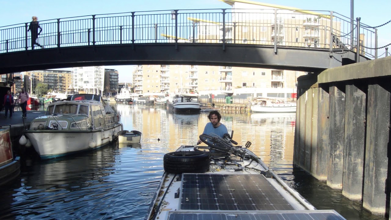 How To Reverse Around A Corner - YouTube