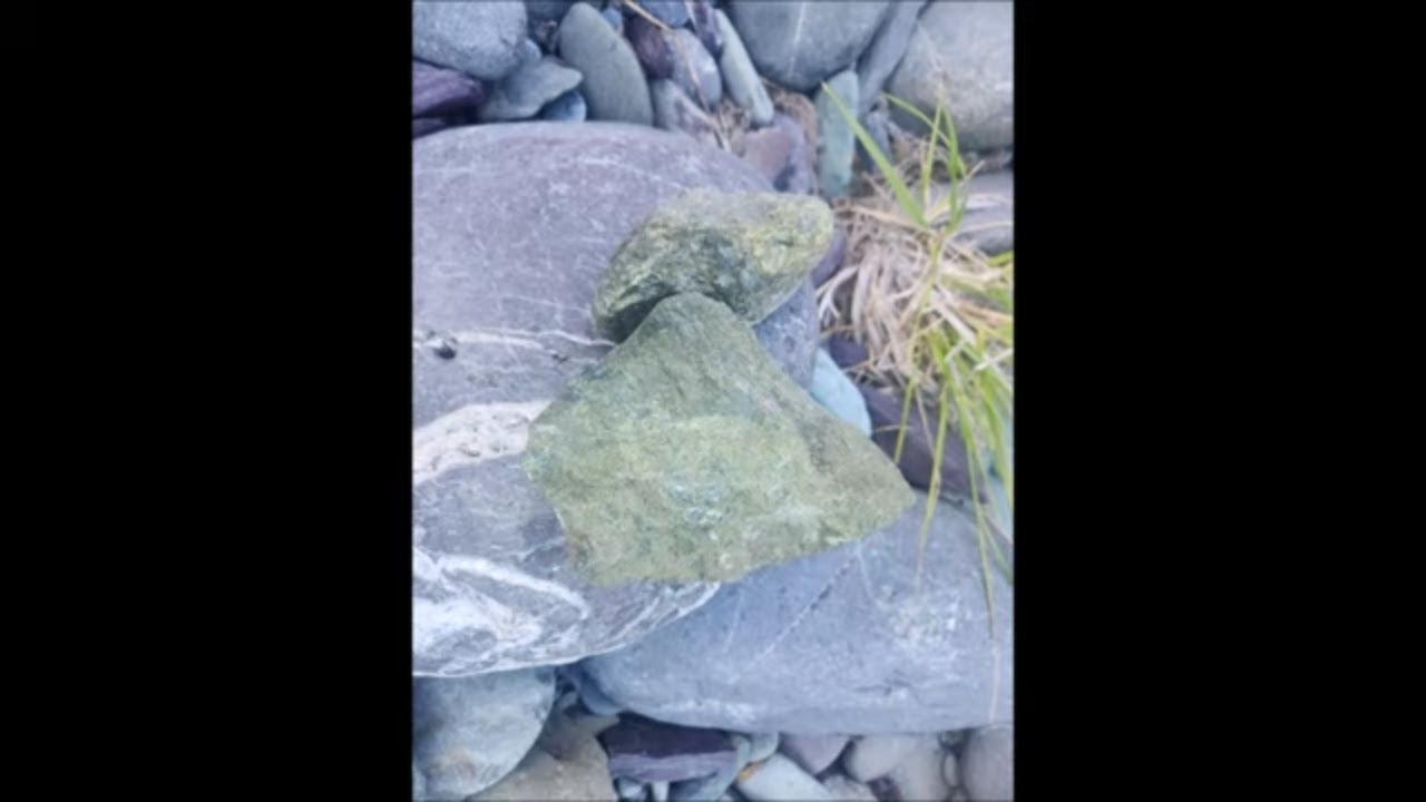 Rodingite 1000 video on youtube - YouTube