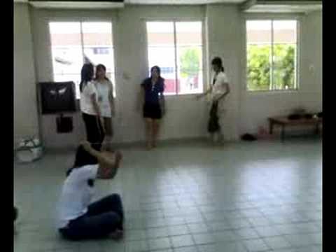 Brunei Traditional Games- Getah - YouTube