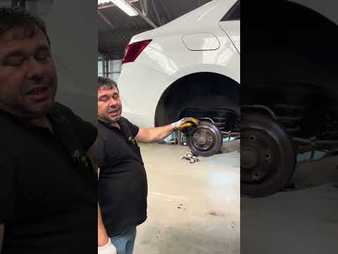 RENAULT MEGANE 4 Arka Fren Balatası Nasıl Değiştirilmeli❓❓
