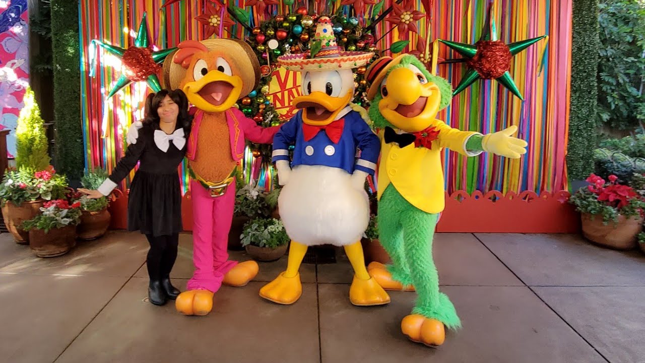 I as Becky the Bendy Girl party dance with Three Caballeros - YouTube