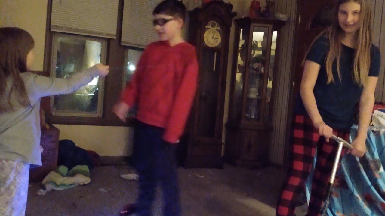 ADHD and autism simulation 🎉 party - YouTube