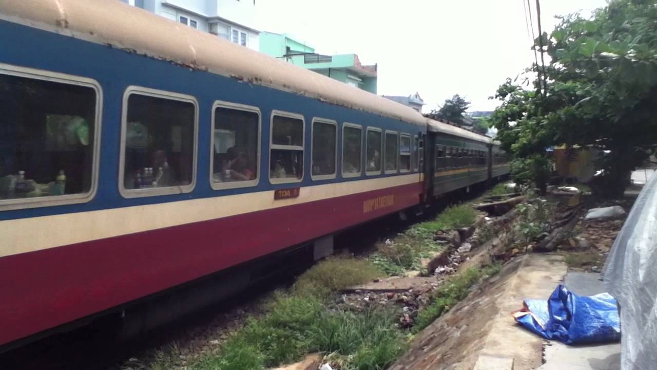 110820 D20E-007 SE5 out DN - YouTube