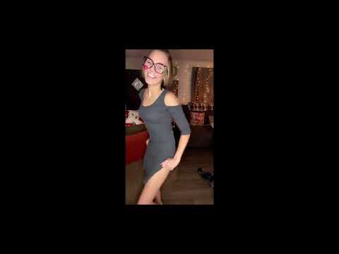 NEW hot booty white girls twerking hot bikini booty…